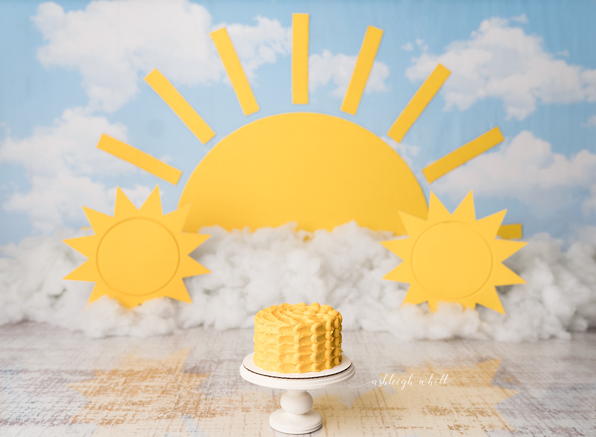 A Sunshiny Cake Smash - Cleveland Birthday Photography | Ashleigh Whitt